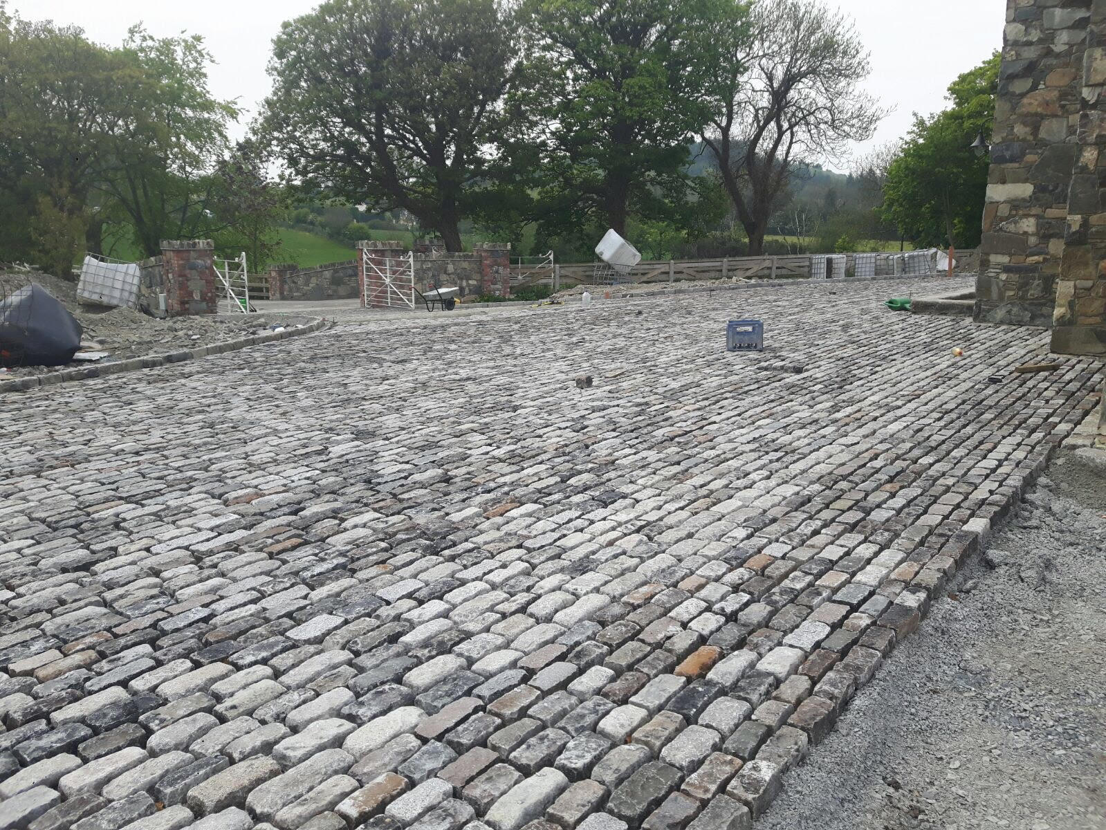 Reclaimed Horse Cobble - Trinity Stone