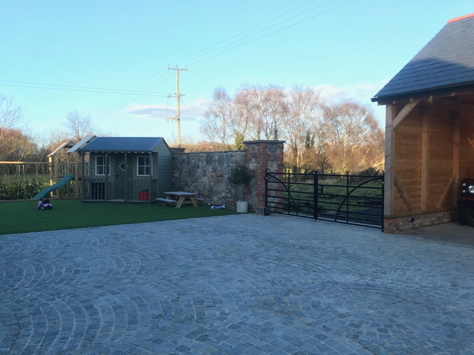Limestone & Red Brick House Project - Trinity Stone