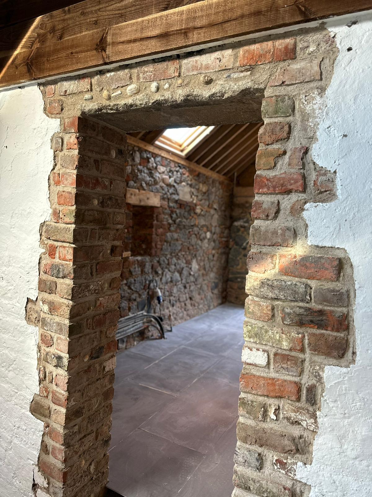 Versatile Reclaimed Brick - Trinity Stone